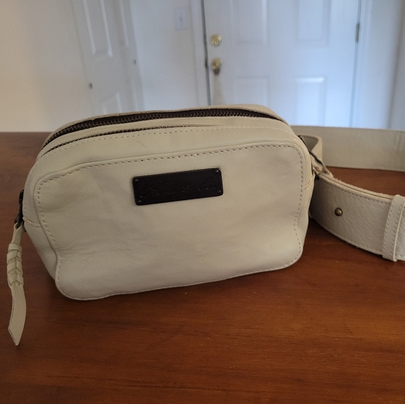 Nena & Co. | Bags | Nena Co Small Crossbody Bag Bone Gray White Zip ...